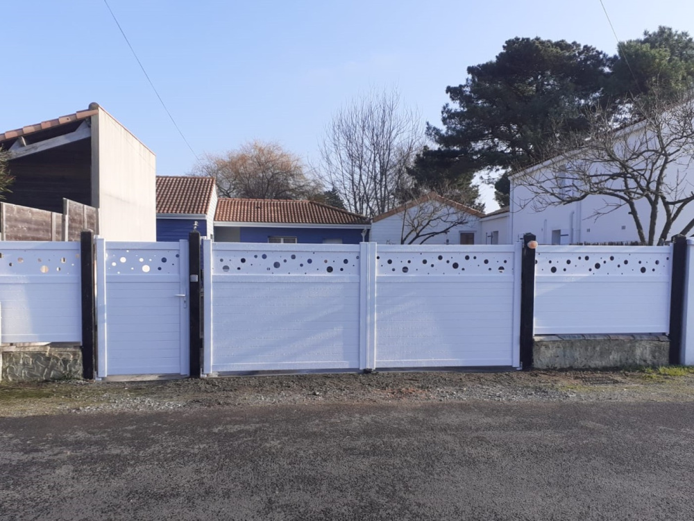 Portail battant et portillon PVC