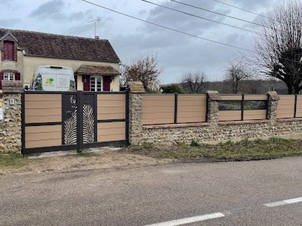 Portail battant + clôture composite DoMaStyl'