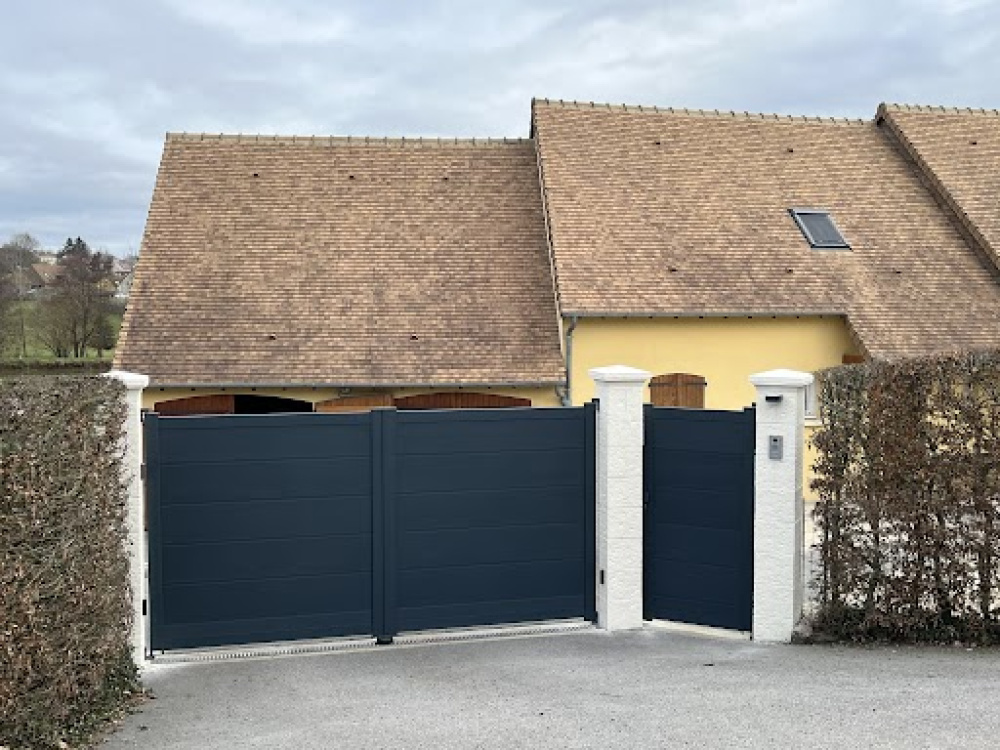 Portillon + portail battant aluminium DoMai'N